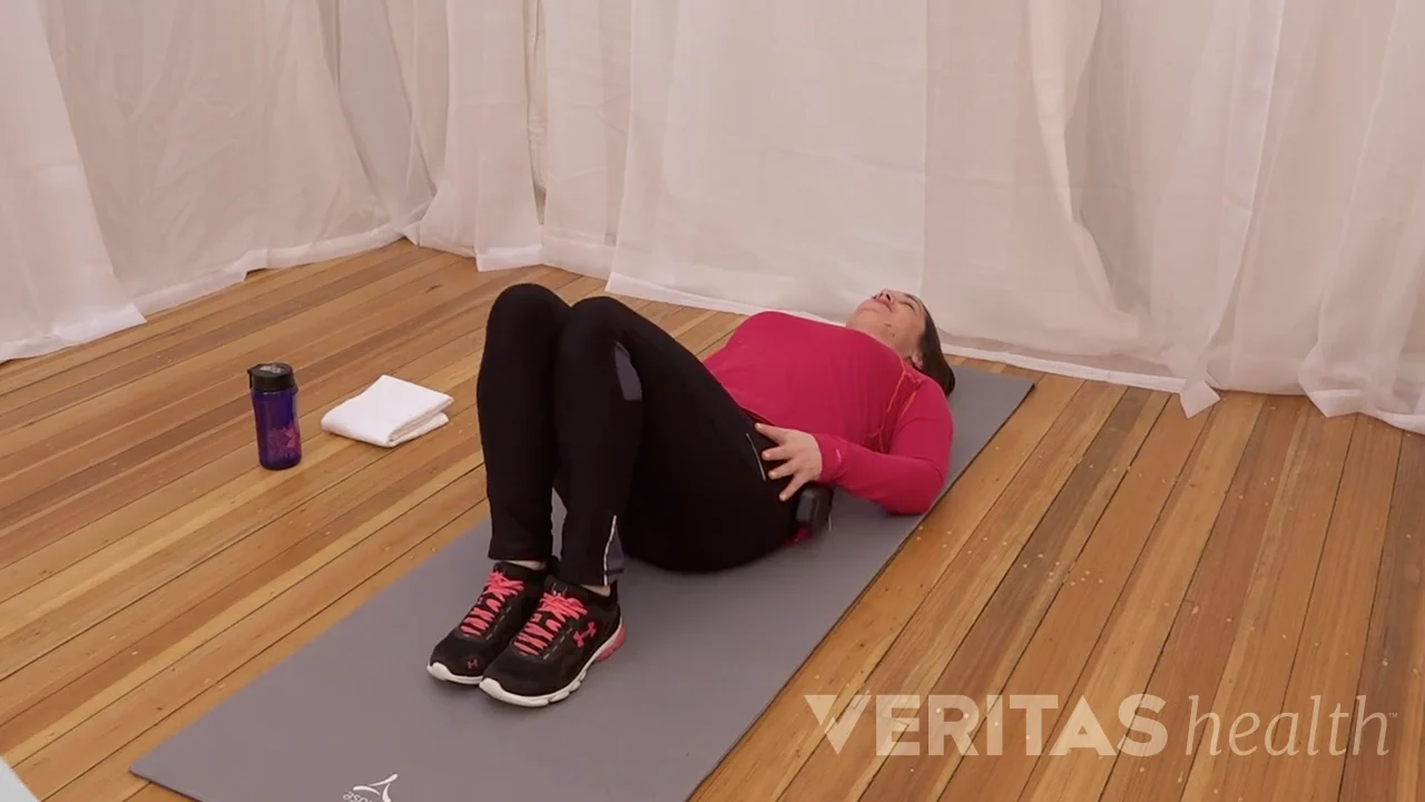 Video: Lumbar Rotation SI Joint Stretch for Sciatic Pain Relief | Spine ...