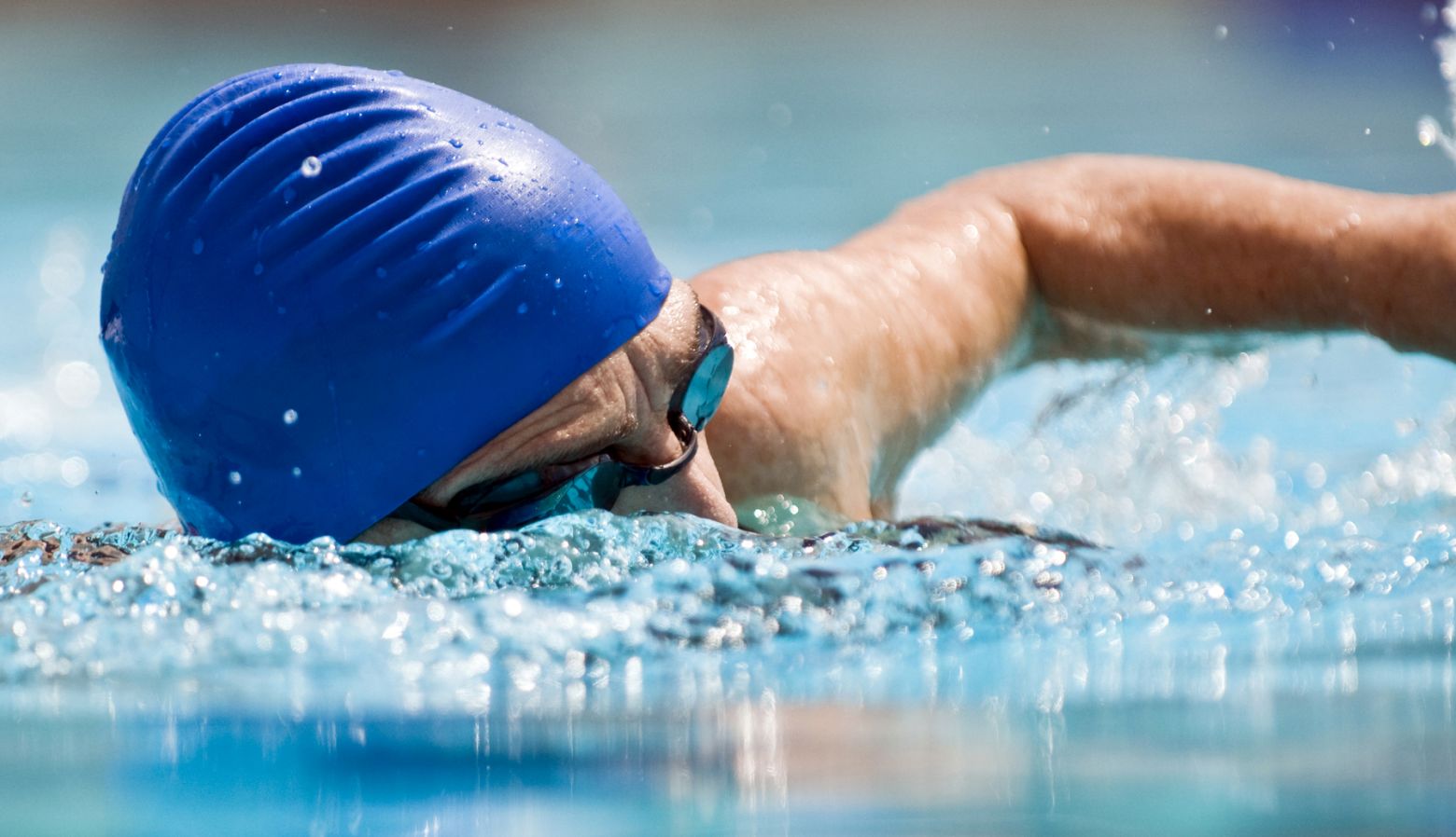 3 Essential Tips for Swimming with Back Pain | Spine-health