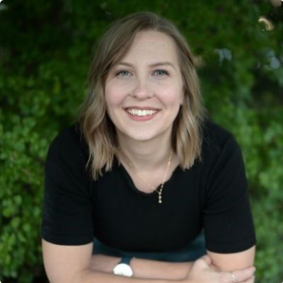 Julia Longenecker Profile - ThrivingCampus