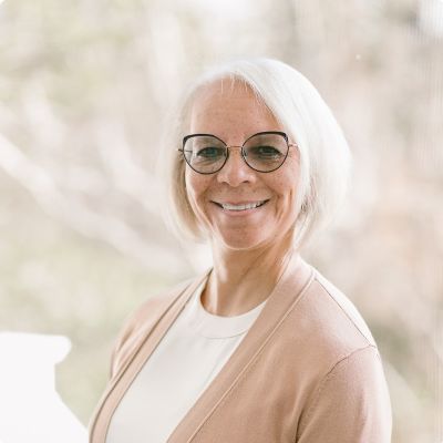 Kim Moses Profile - ThrivingCampus