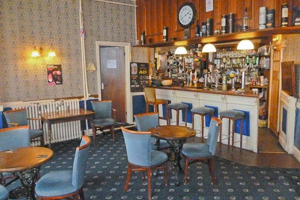 Devonport Arms 42 Elmbank Road Paignton Devon TQ4 5NG - Trust Inns