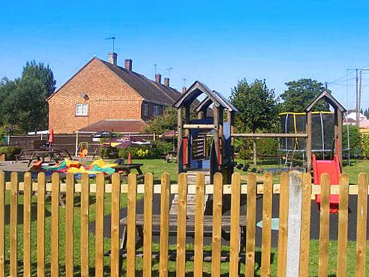 Benfleet Tavern Richmond Avenue Benfleet Essex SS7 5HF - Trust Inns