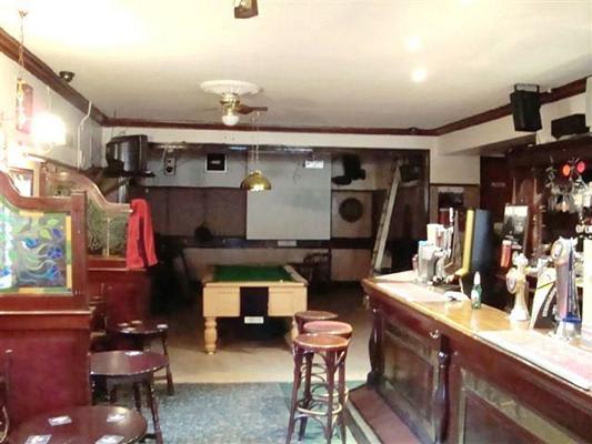 Logie Bar 70 Logie Street Dundee DD2 2QE - Trust Inns