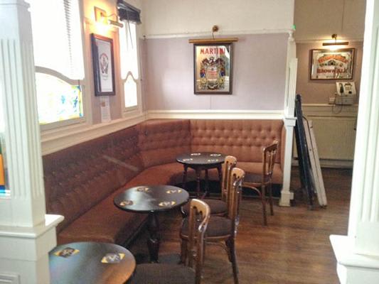 Logie Bar 70 Logie Street Dundee DD2 2QE - Trust Inns