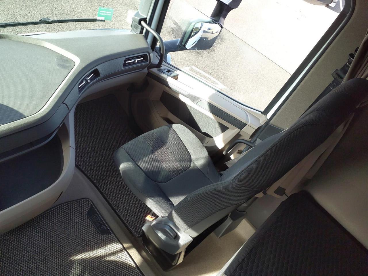 DAF XG 530 FT 4X2 - XLRTEF5300G398588