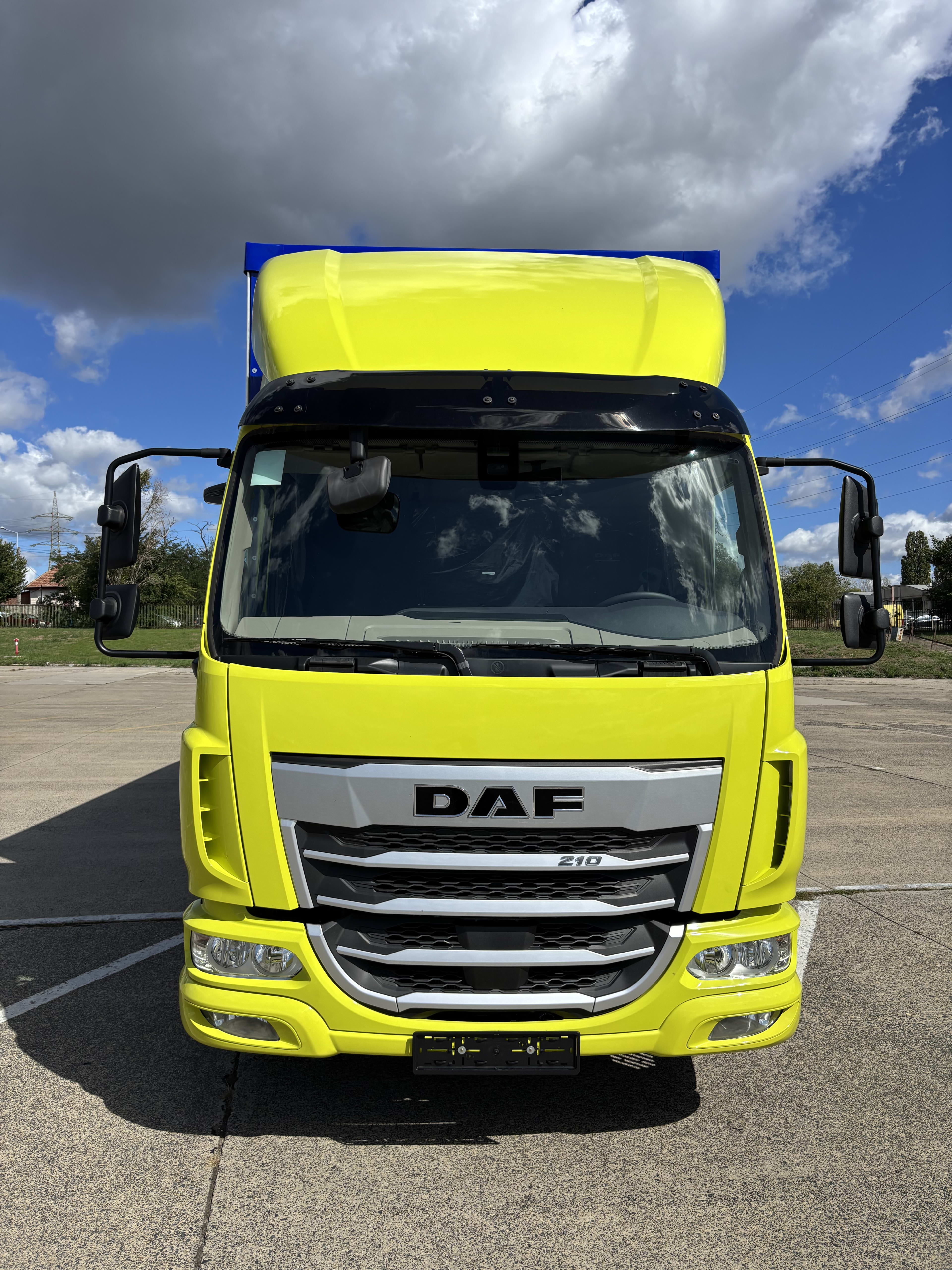 DAF XB 210 FA 4X2 - XLRAEL1500L539637