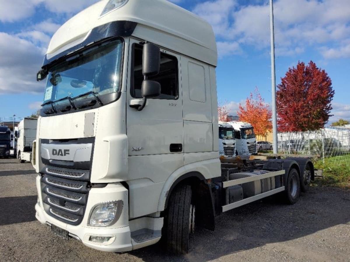 DAF XF 530 FAN 6X2 N - XLRASH4300G402489