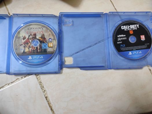 2 CD PS4 à Djibouti