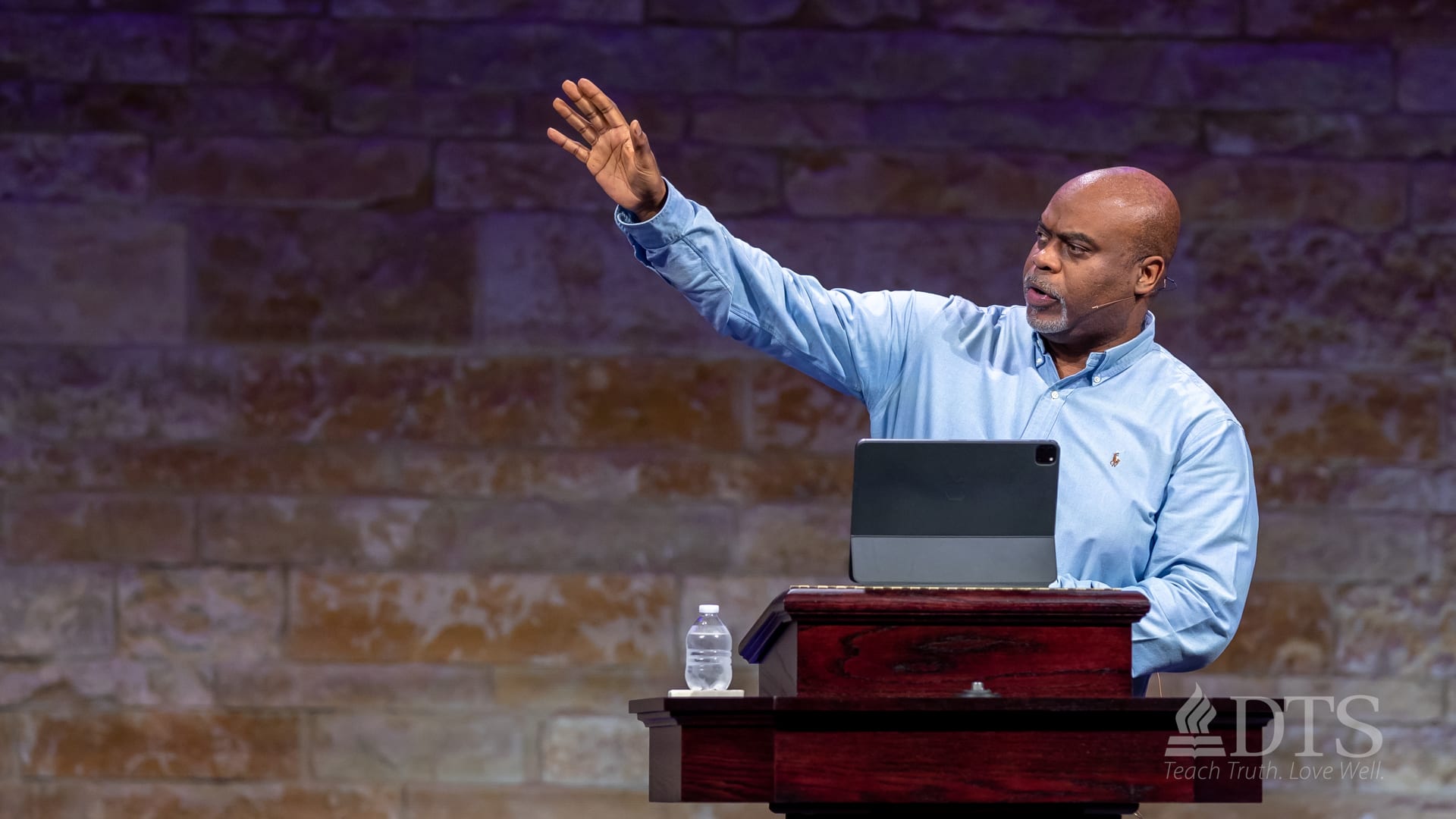 Stop Showing Favoritism - Kevin Hawkins - DTS Voice