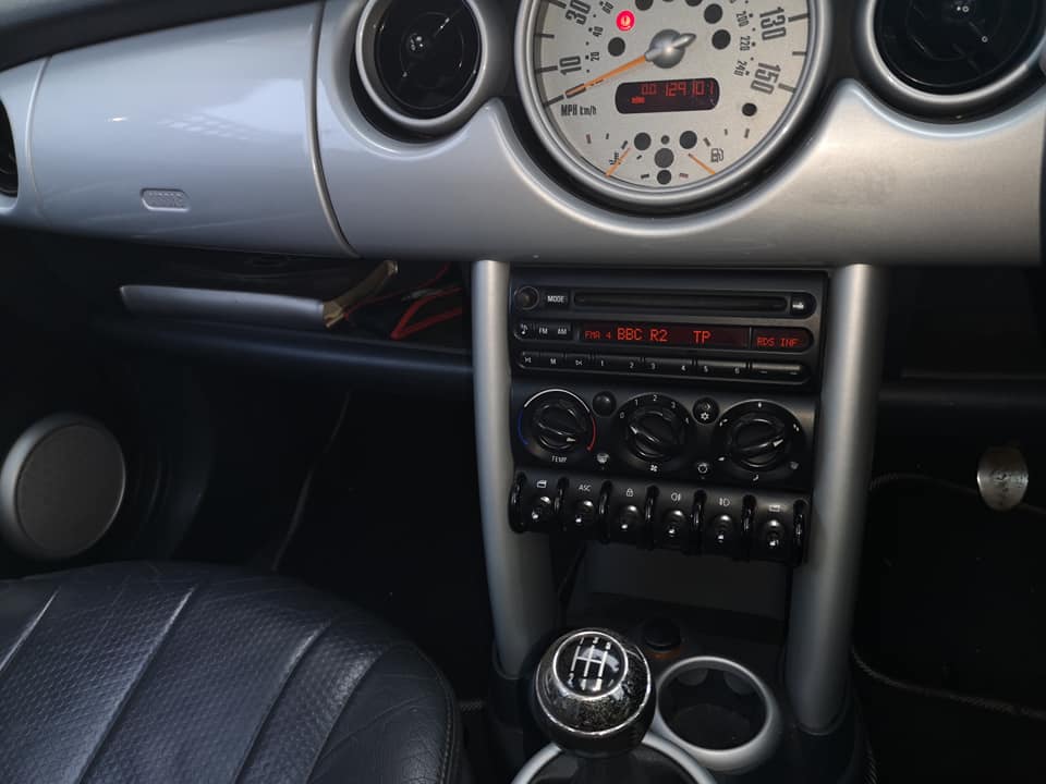 Y977AFV | MINI Y Register