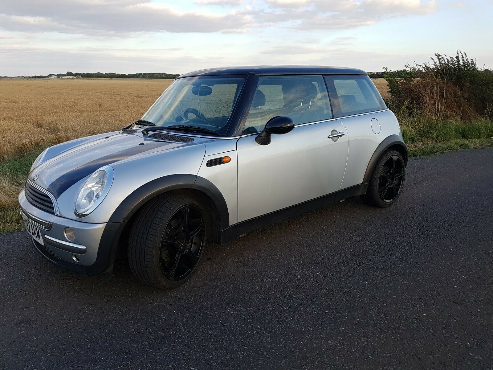 Y92AKM | MINI Y Register