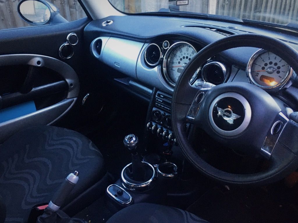 Y251DKB | MINI Y Register