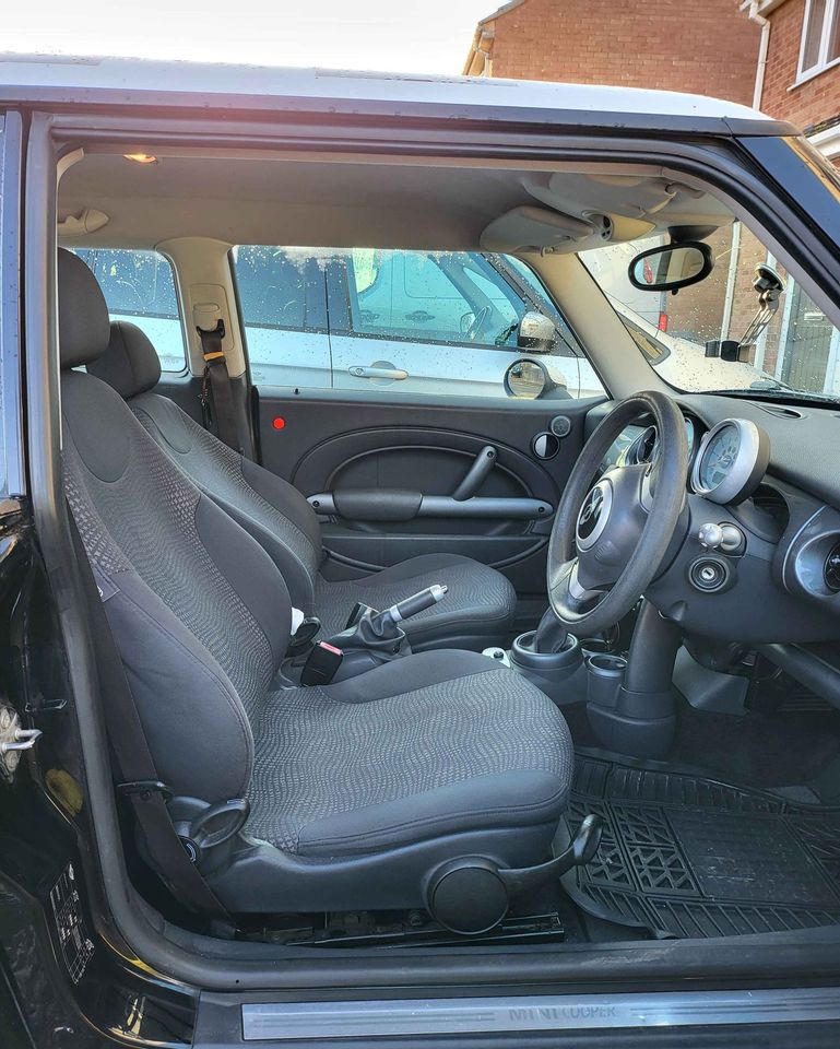 LA51FFS | MINI Y Register