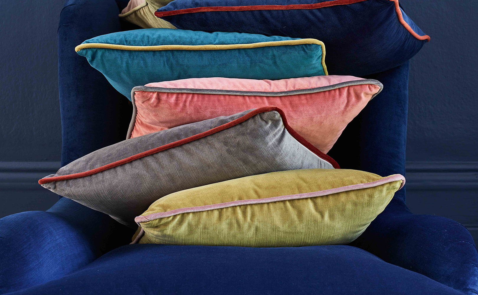 Sammetstyg -Här köper du tyger i sammet smidigt online