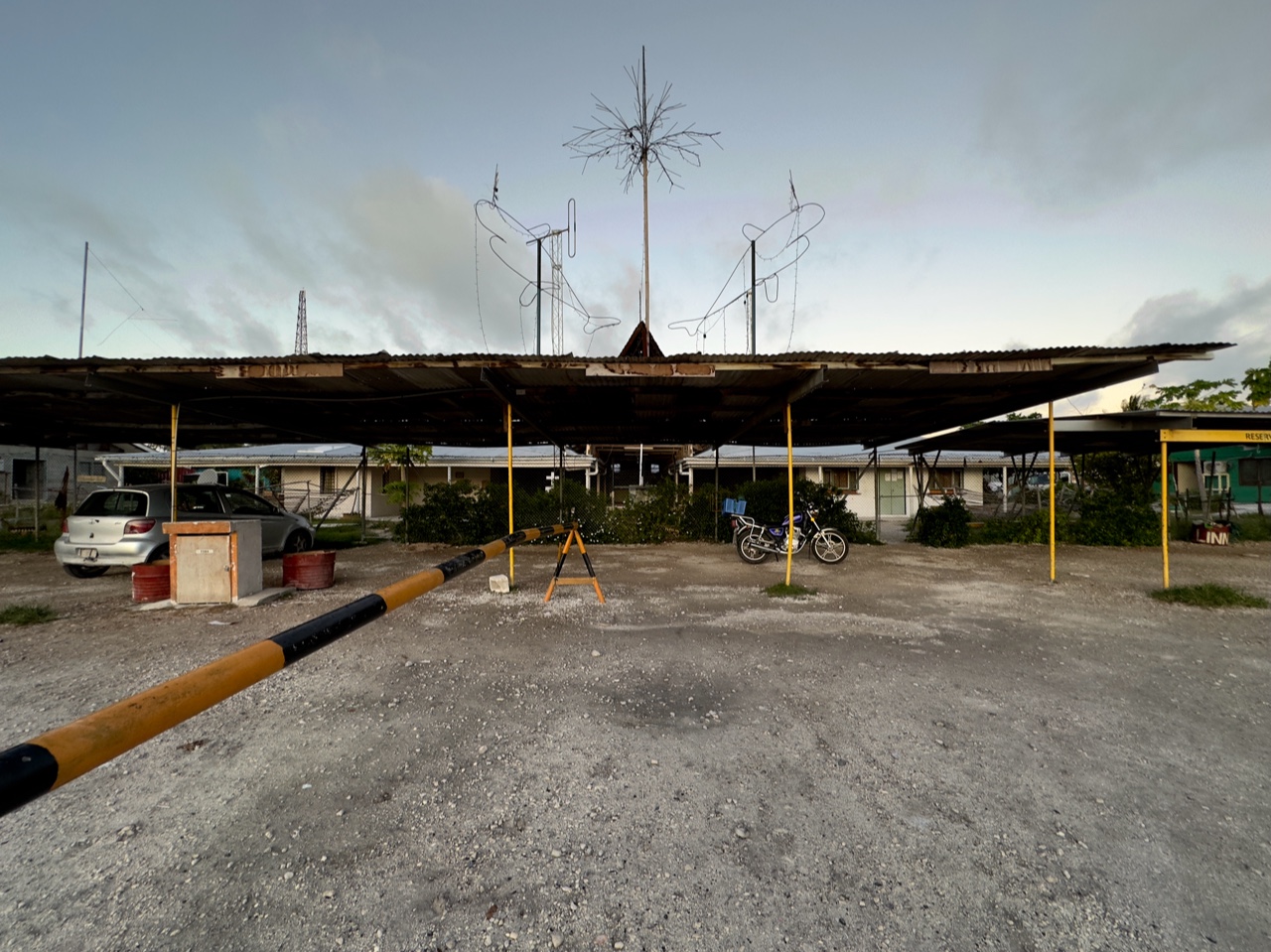 London, Kiritimati - LINNIX + King Joe 1916-2023