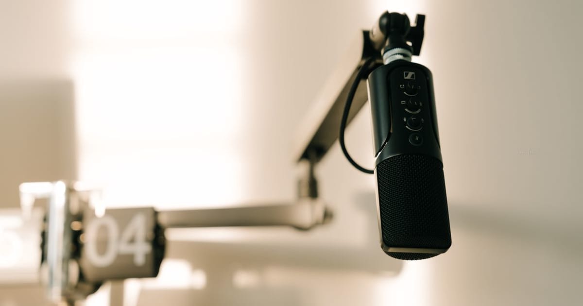Best AI Voice Generators & TTS in 2026 · AICreatorHub