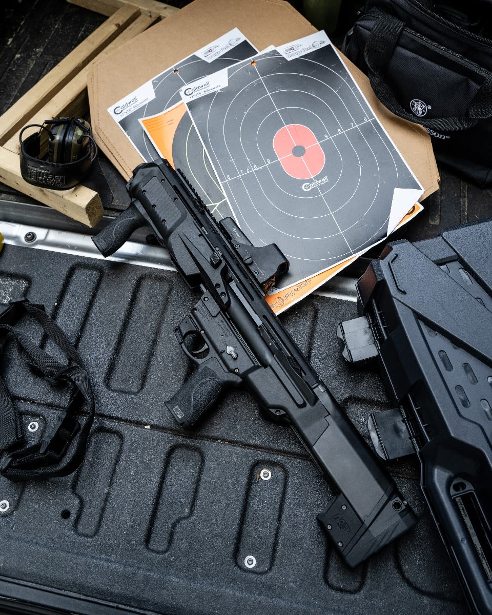 S&W M&P12 12 Gauge 19'' 14-Rd Pump Action Shotgun | Gunstores