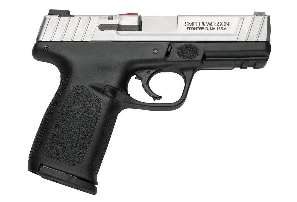 S&W SDVE 40SW 4SS 10R FS CA - Semi Auto Pistols at GunBroker.com ...