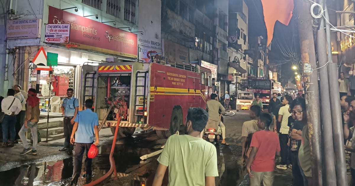 Massive Fire at Jaikamal Complex in Mahal, Nagpur; Two Dead, Two Injured