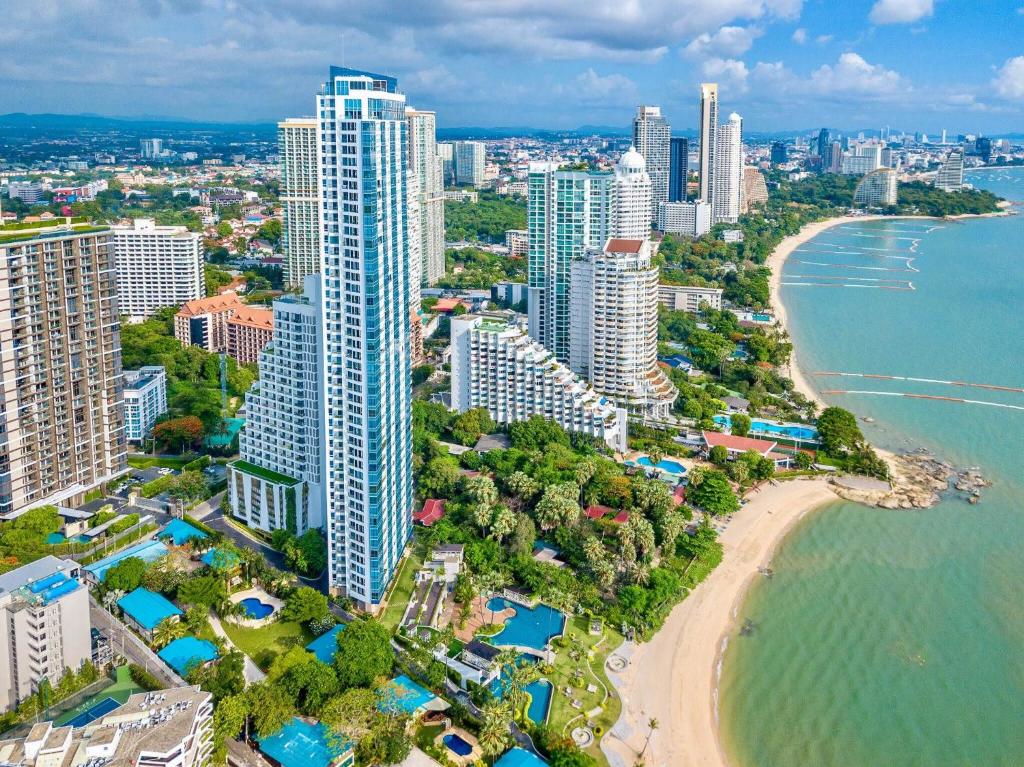 Coworking Spaces in Bang Pla Soi, Chon Buri