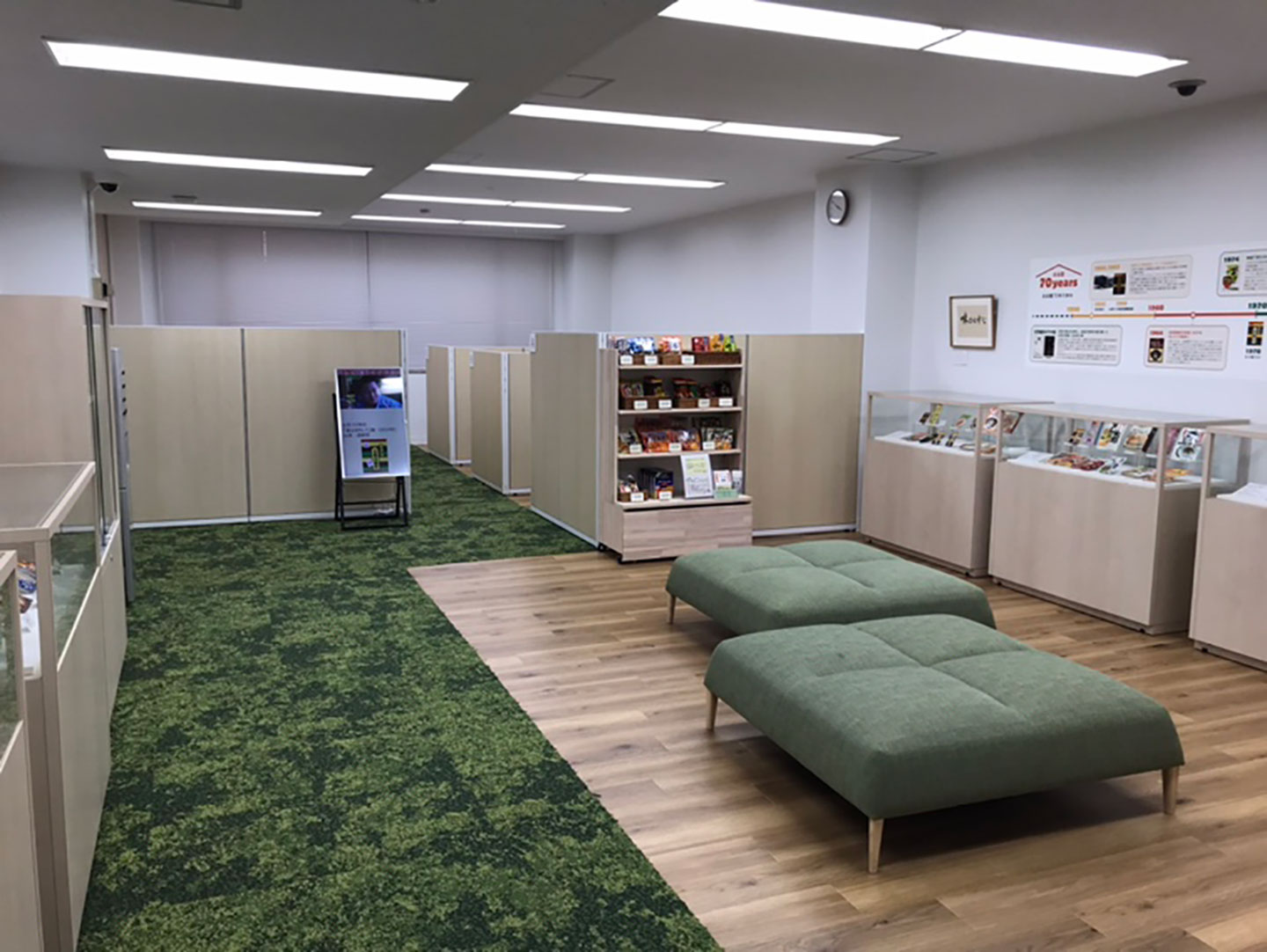 CocoDesk Umeda Daibiru B1F Entrance Hall - Japan