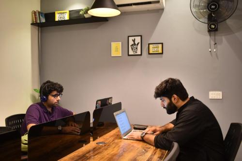 Work Box Executive Lahore - Pakistan