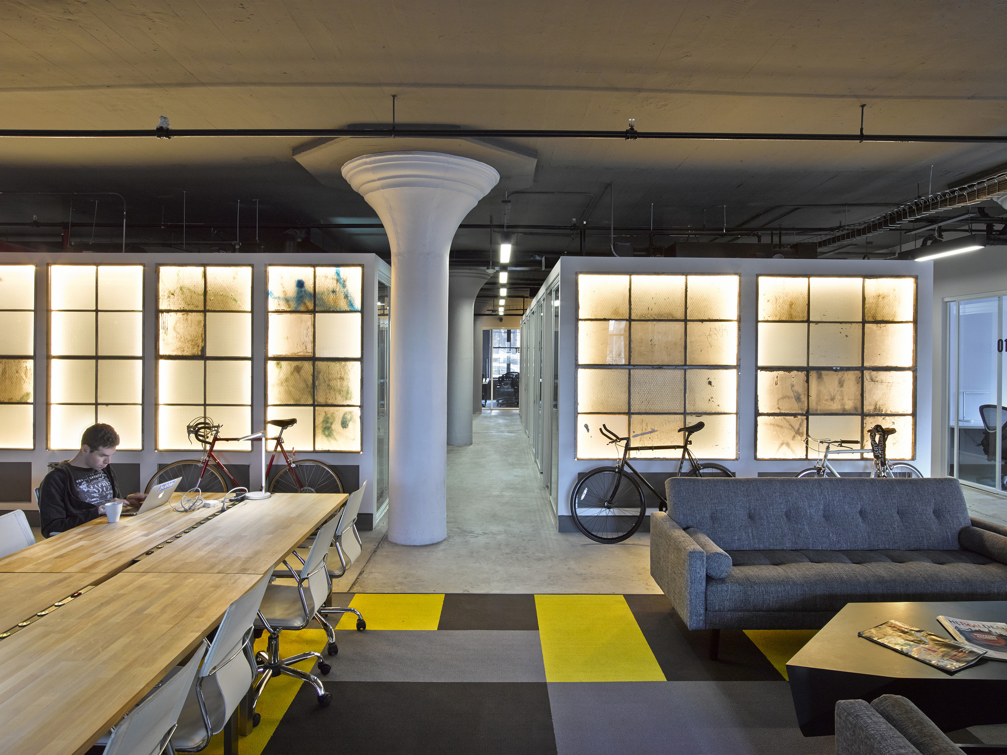 Hot Presentation Design Trends You Can't Ignore: Our Top 10 Picks