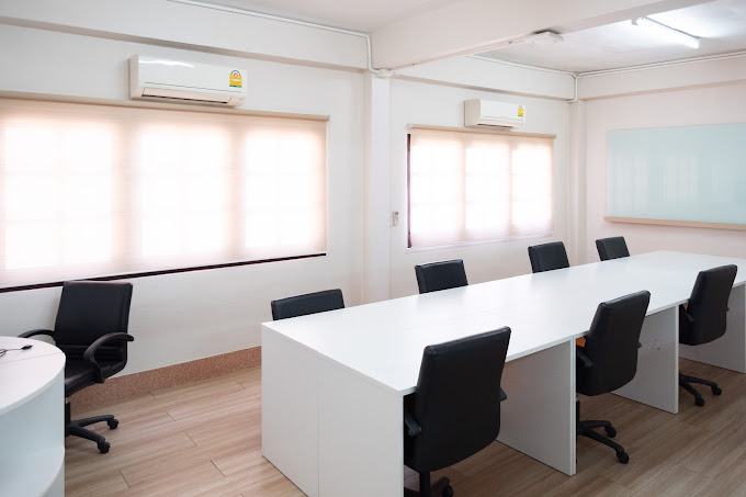 Poolsub Space Bangkok - Thailand