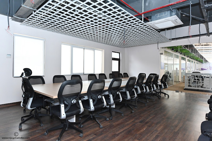 Incuspaze Coworking Rohtas Summit- Lucknow - India