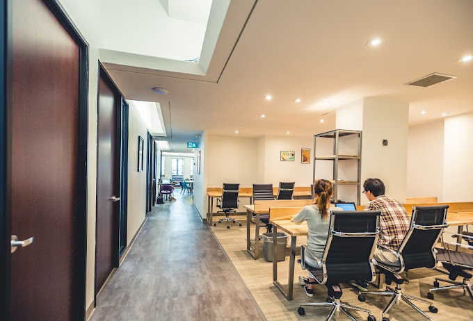 Workhaus 350 Bay St- Toronto - Canada