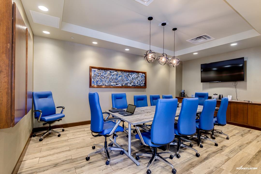 Las Sendas Business Center - United States