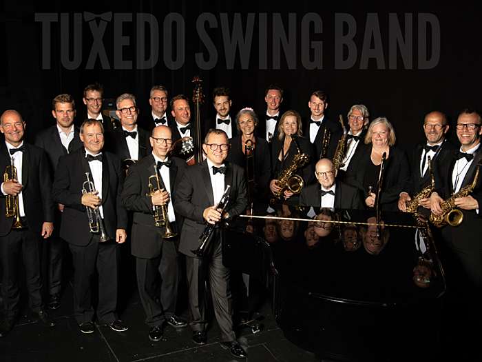 Tuxedo Swing Band → Book direkte online her