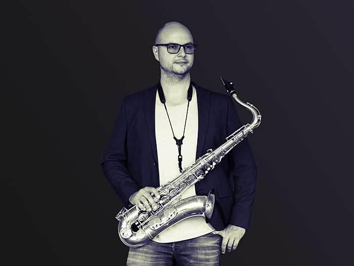 SaxoBonn - Martin van Bonn → Hier direkt online buchen