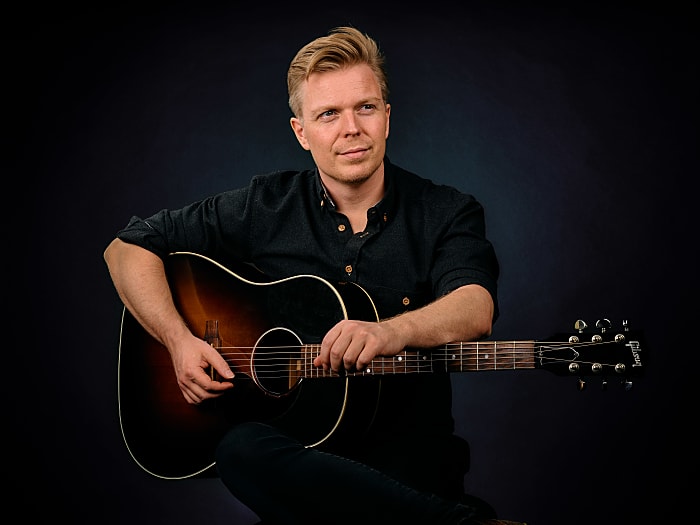 Daniel Holm → Book direkte online her