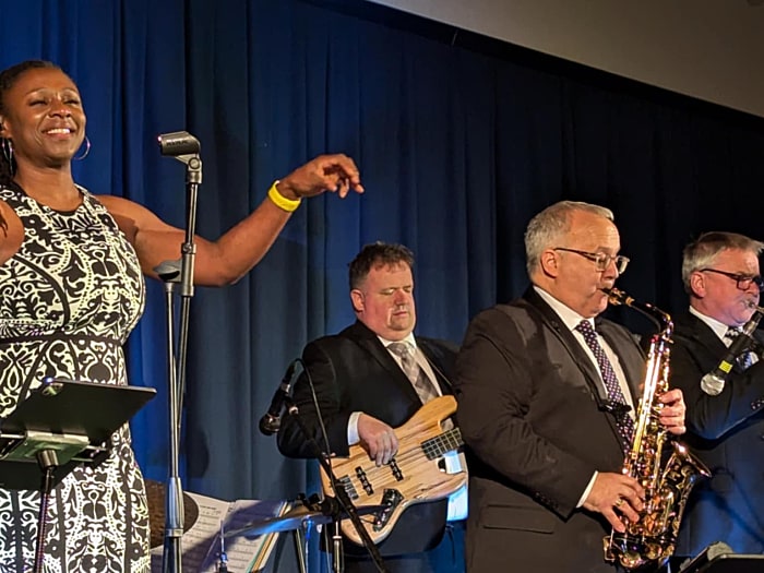 Ginger Bennett & The KD Dance Orchestra →