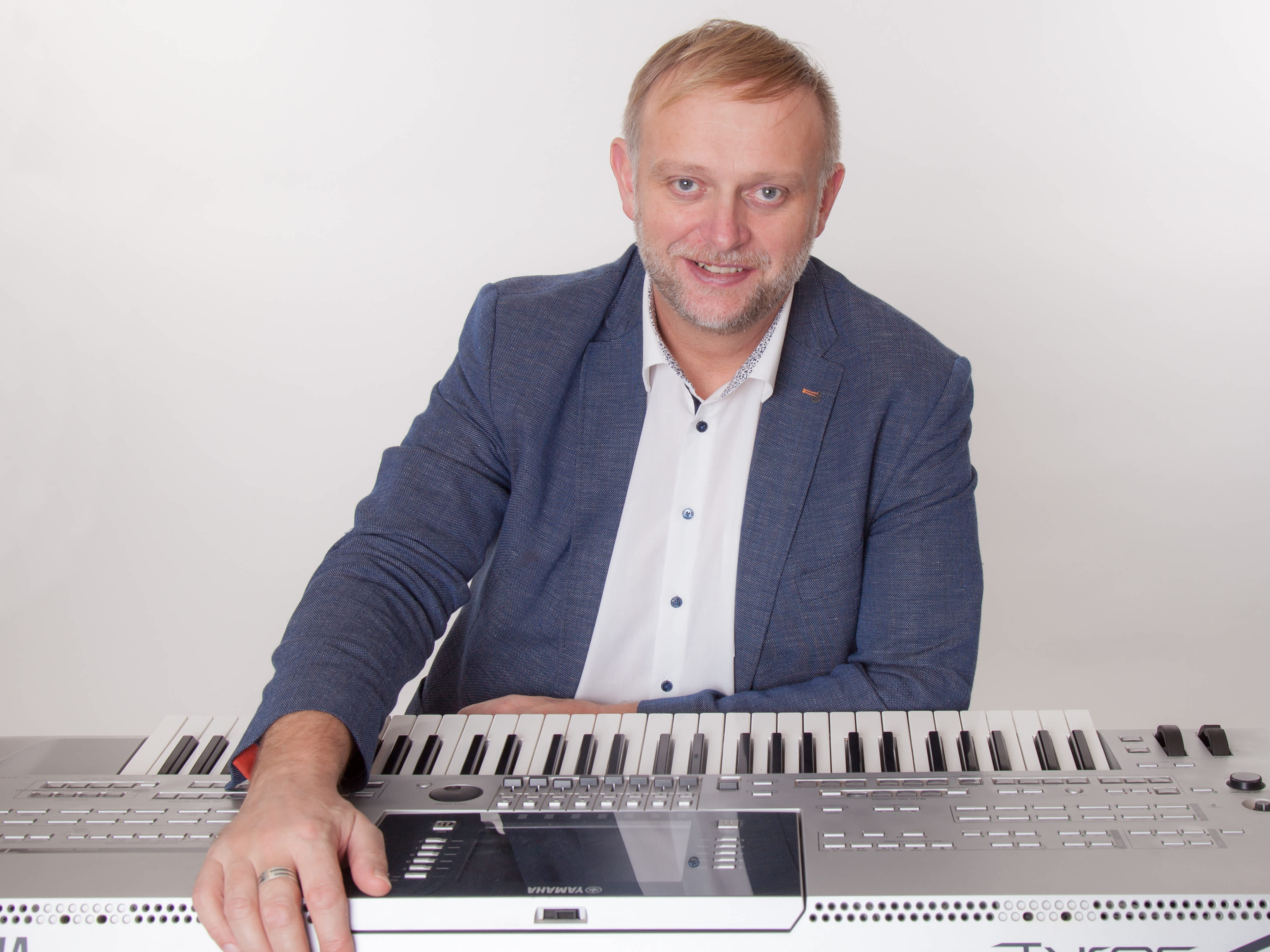 Musik Hans Henrik → Book direkte online her