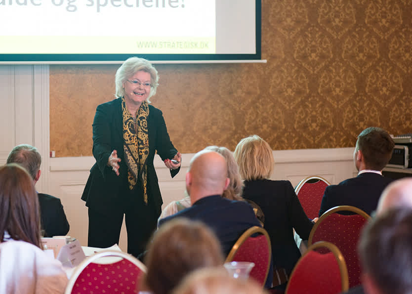 Simone Lemming Andersen → Book direkte online her