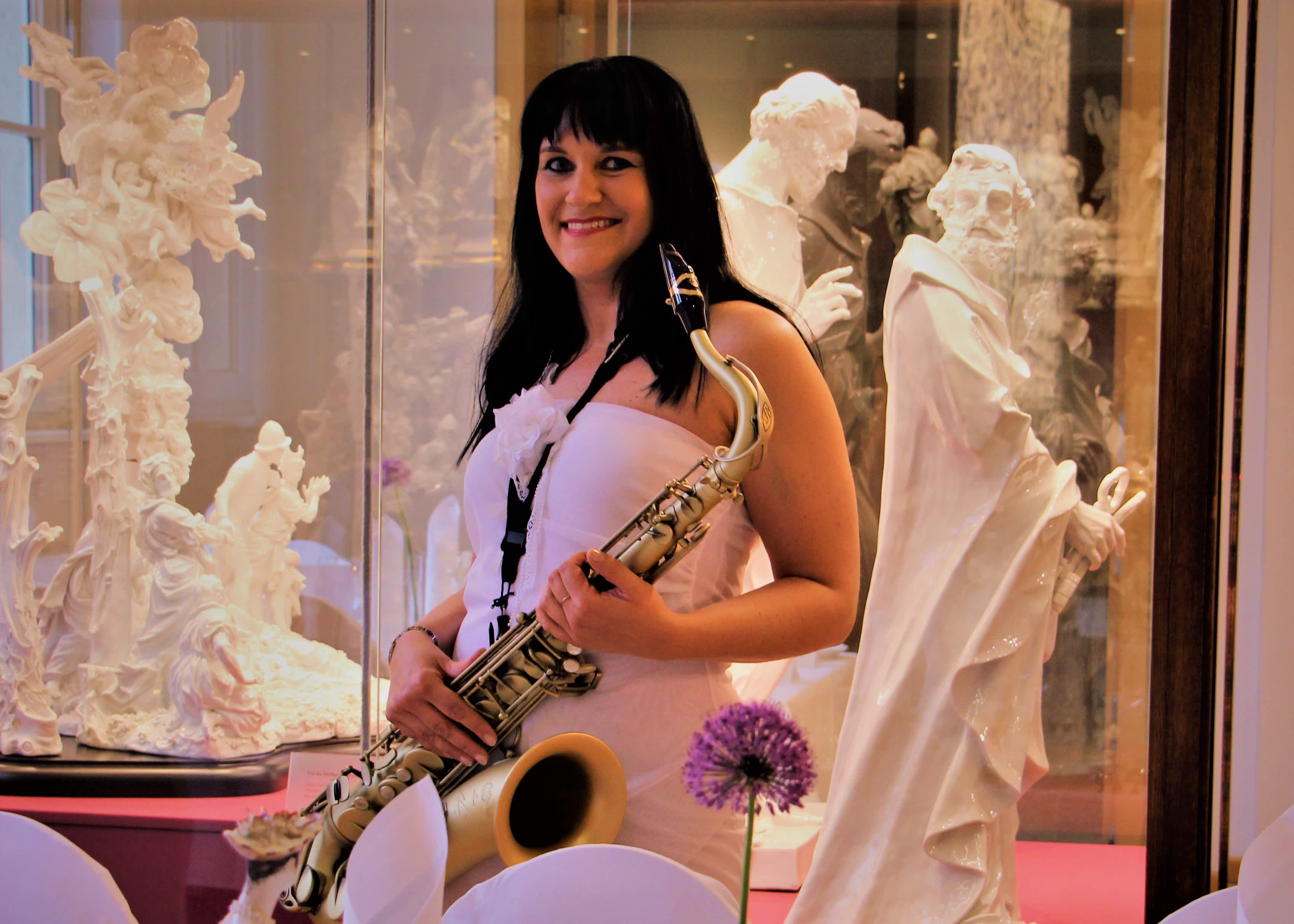 Die-Musikerin Marie-Joana → Hier direkt online buchen