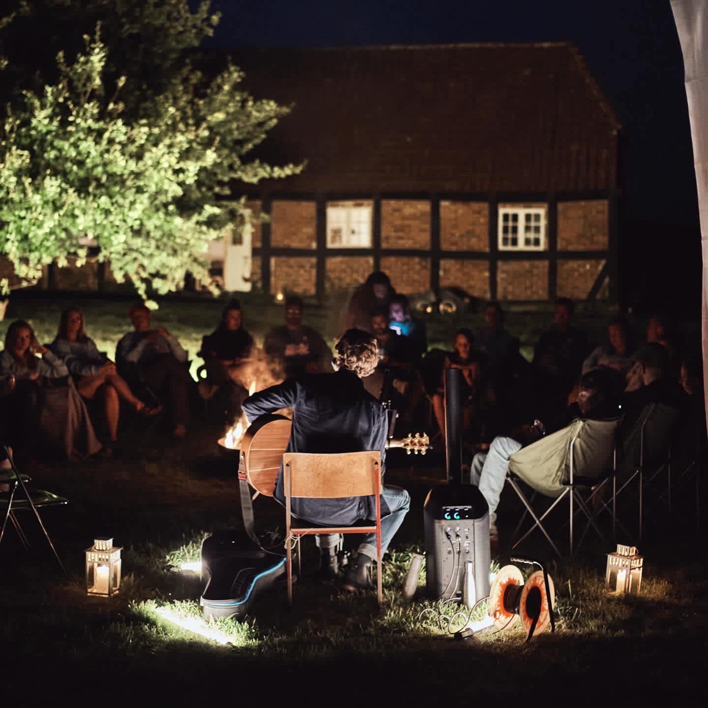 Christopher Engel → Book direkte online her