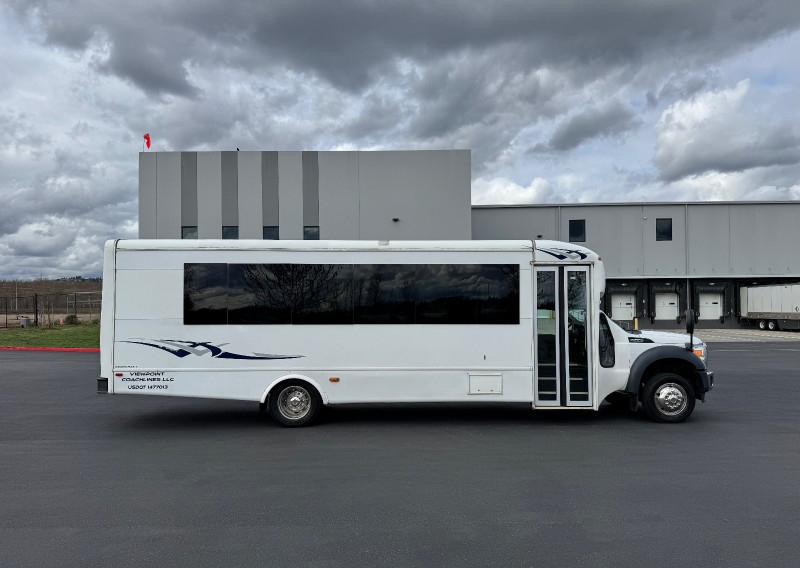 2013 Ford F-550 Shuttle Bus For Sale In Gresham, Global Limos Bus Sales