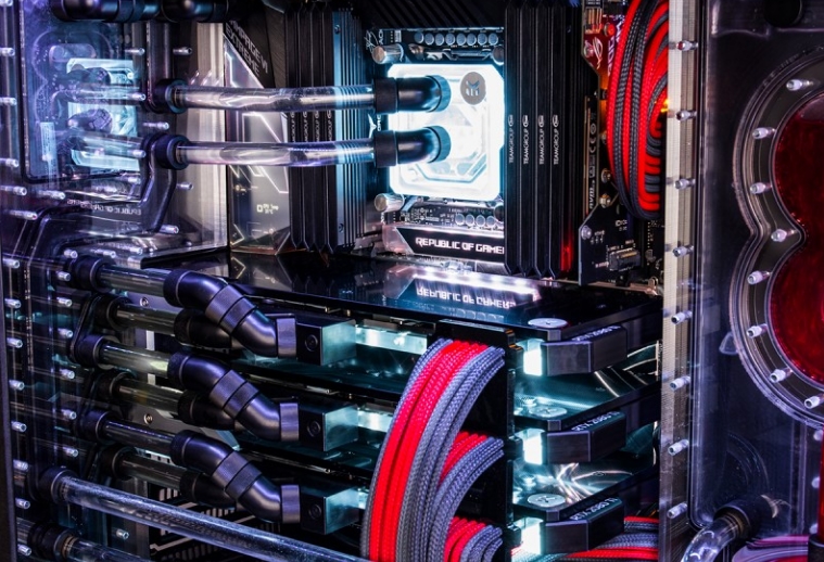 8Pack Orion X2 Dual System, Gaming PC Termahal di Dunia Dengan Harga Rp ...