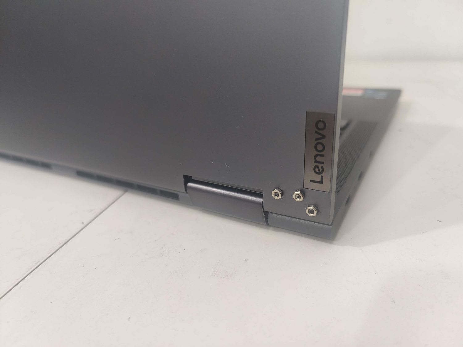 How We Repaired Lenovo Laptop Hinge Within 24 Hours - Safemode Computer ...