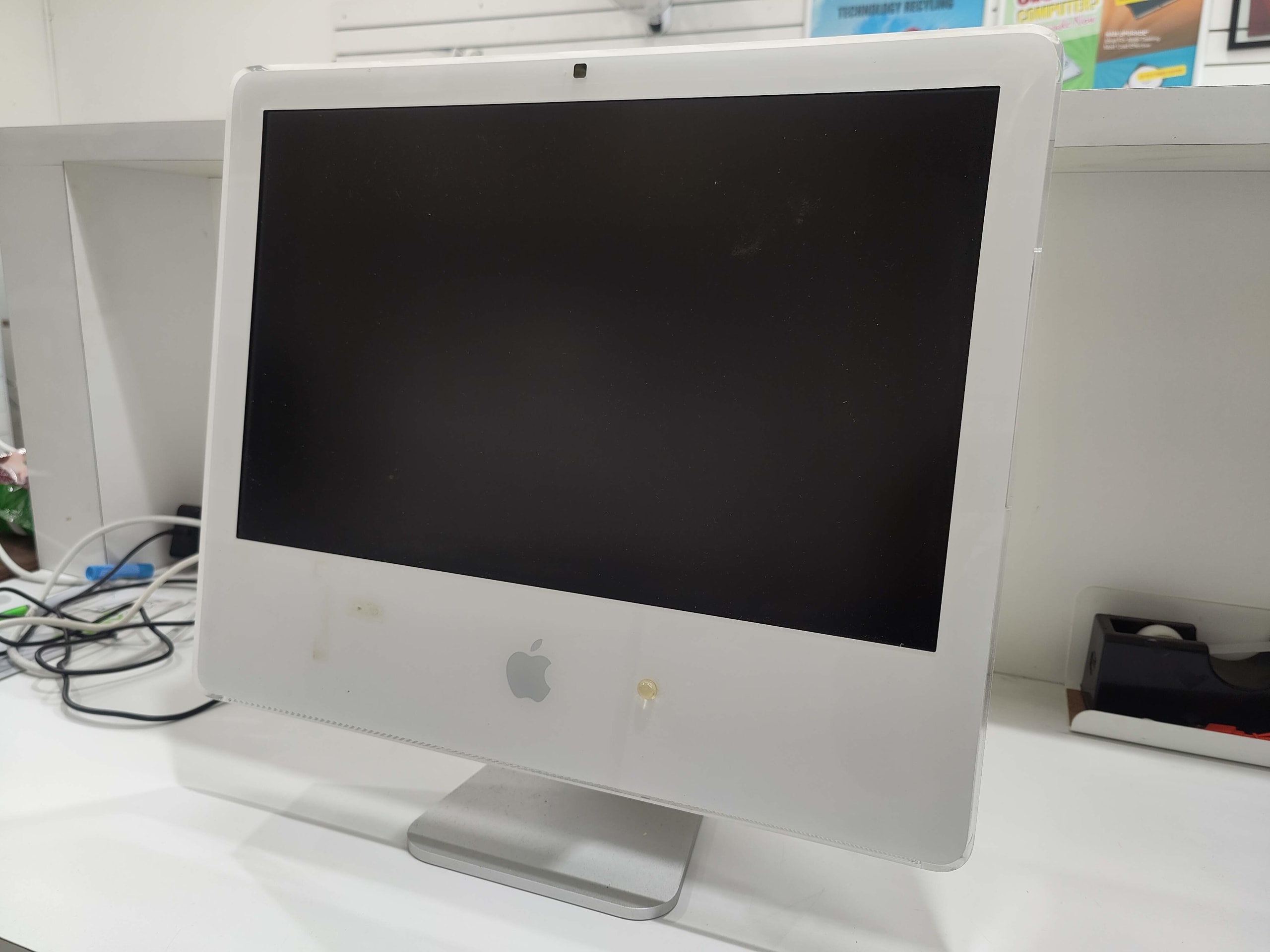 How we breathed new life into an Old Apple iMac Computer - Safemode ...