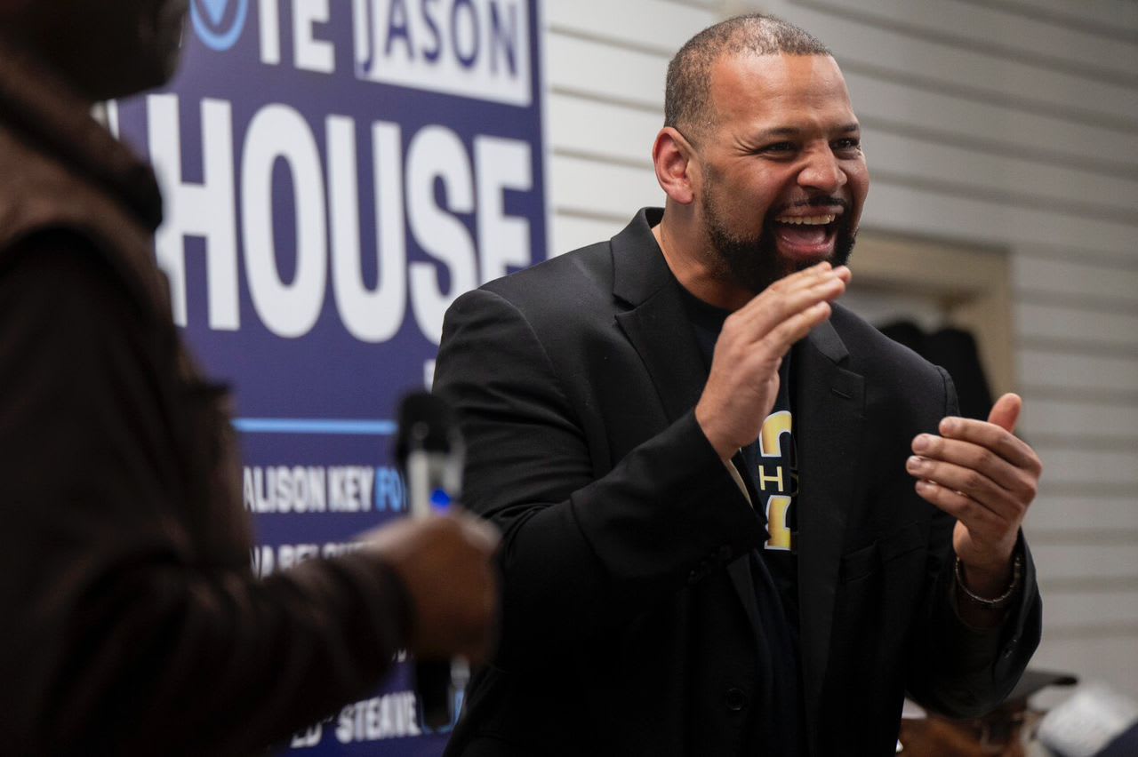 Jason House Officially Sworn In As New Mayor Of Dolton Village ...