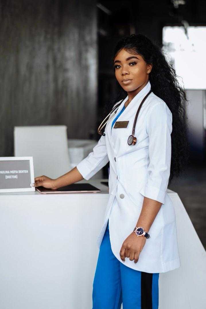 Ghanaian Doctor Makes History As The First African To Receive ...