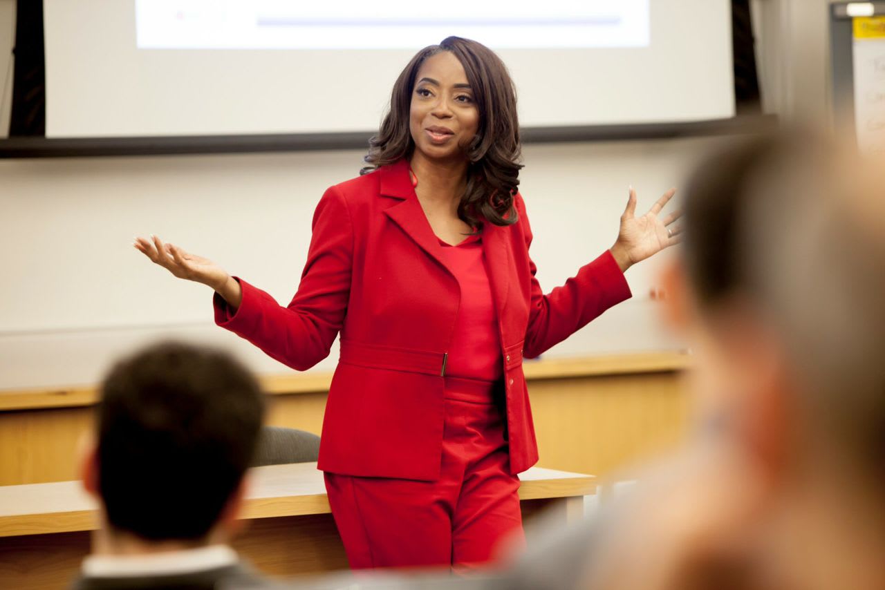 Dr. Candice Lucas-Bledsoe Receives Presidential Lifetime Achievement Award - Diaspora New Guide