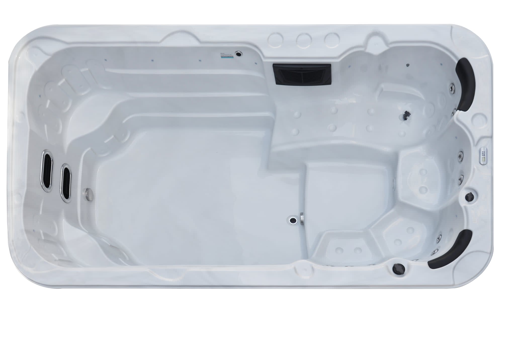 Swan Plunge Pool - AuraSpas