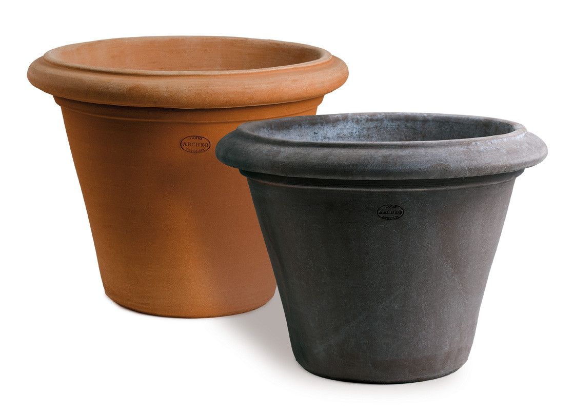Tuscan Pots · V-Shaped Pots