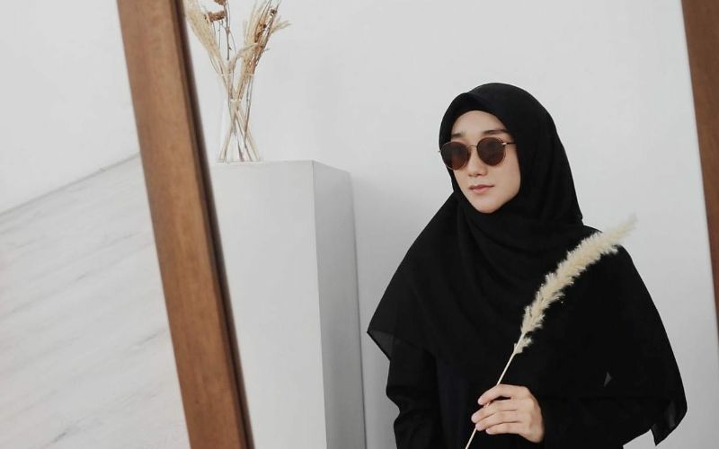 Belajar Qanaah dari 3 Konsep Minimalis Ala Dena Haura | Muslimahdaily ...