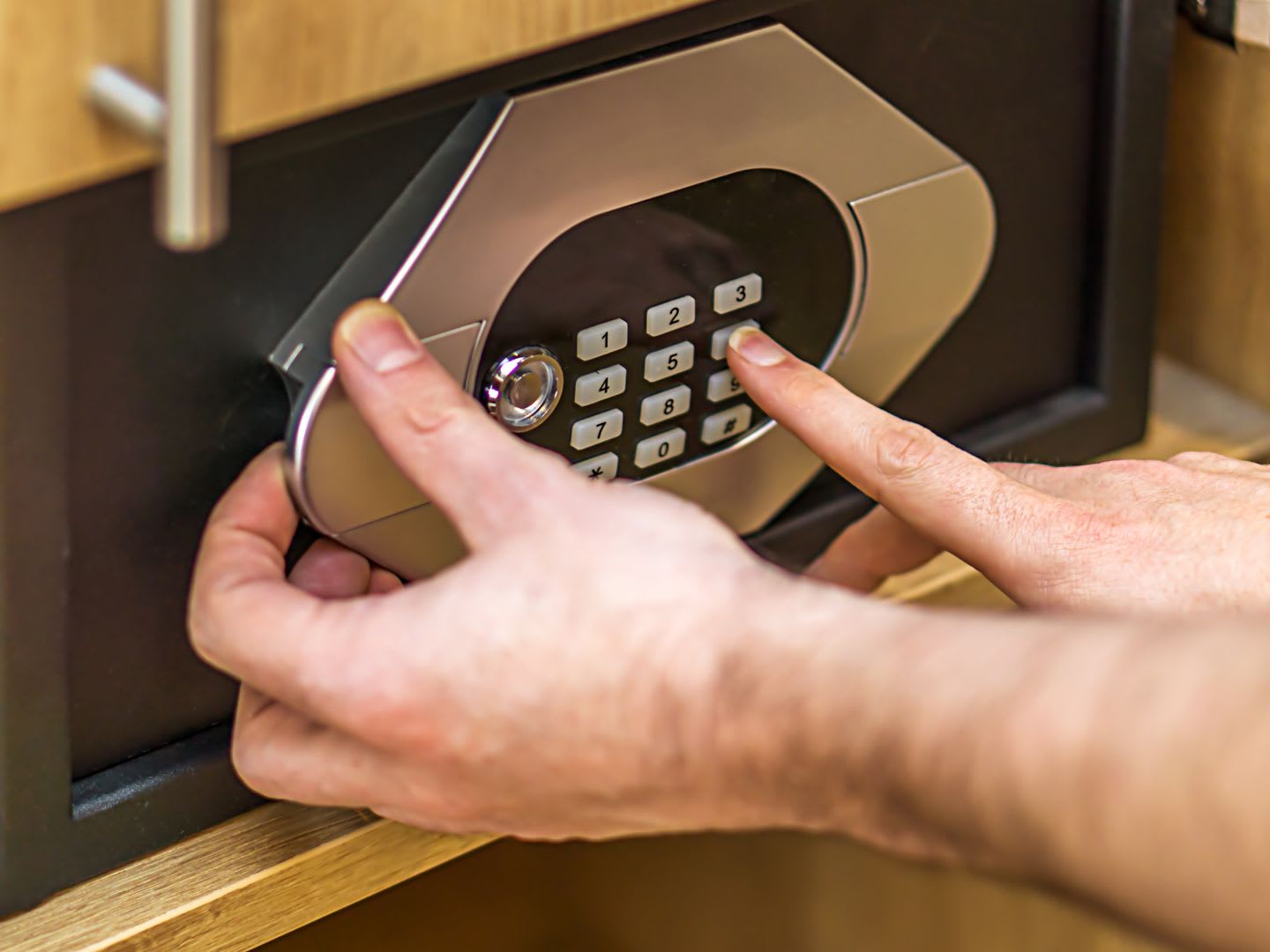 What Is Safe Cracking - Everything You Need To Know